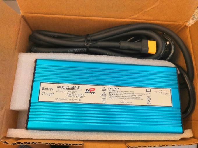 12V 20Ah 50Ah 100Ah LiFePo4 120W LCD Battery Charger